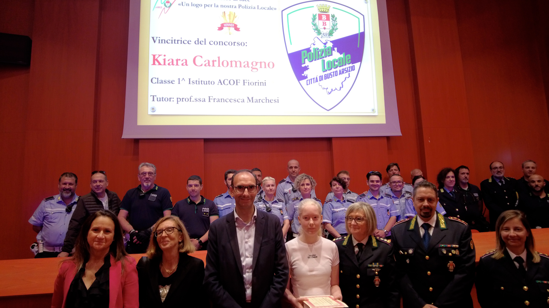 Busto: Scudo verde e blu, nuovo logo della polizia locale - Rete55